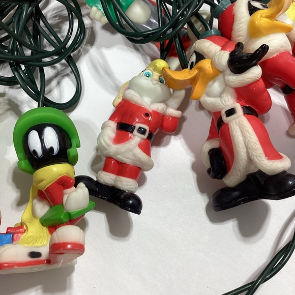 Warner Bros. | Holiday | Looney Tunes Holiday Light Set Plus Wooden ...